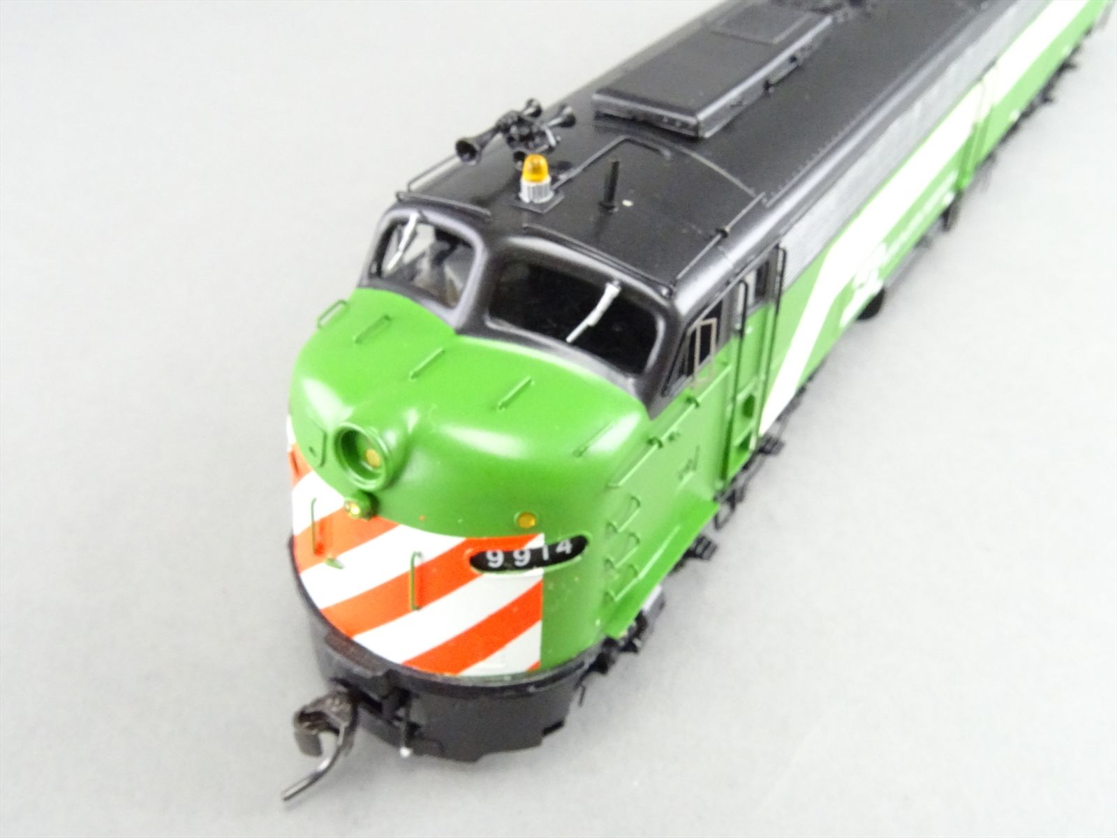 HO Brass Model - OMI 6049.1 BN Burlington Northern E9 E9A Commuter ...