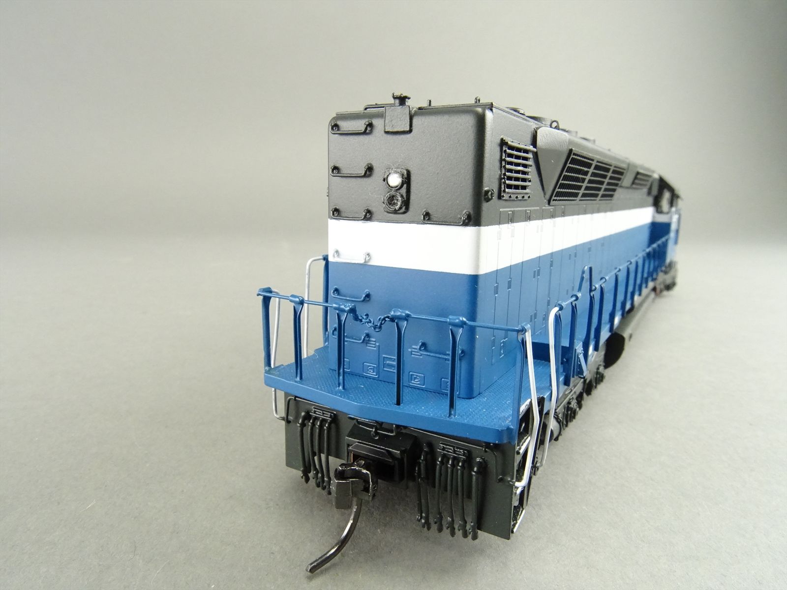 HO Brass Model - UTI 5007-1 BN Burlington Northern SDP-45 Diesel #9856 ...