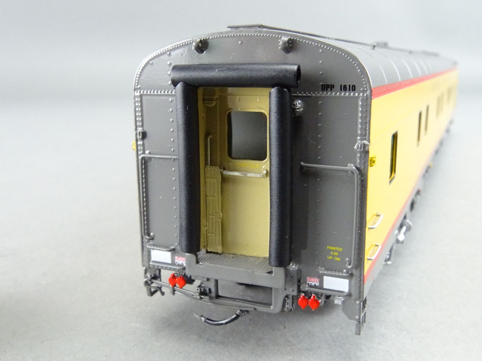 HO Brass Model - OMI 3421.1 UP Union Pacific Portola Sleeper #1610 - F ...