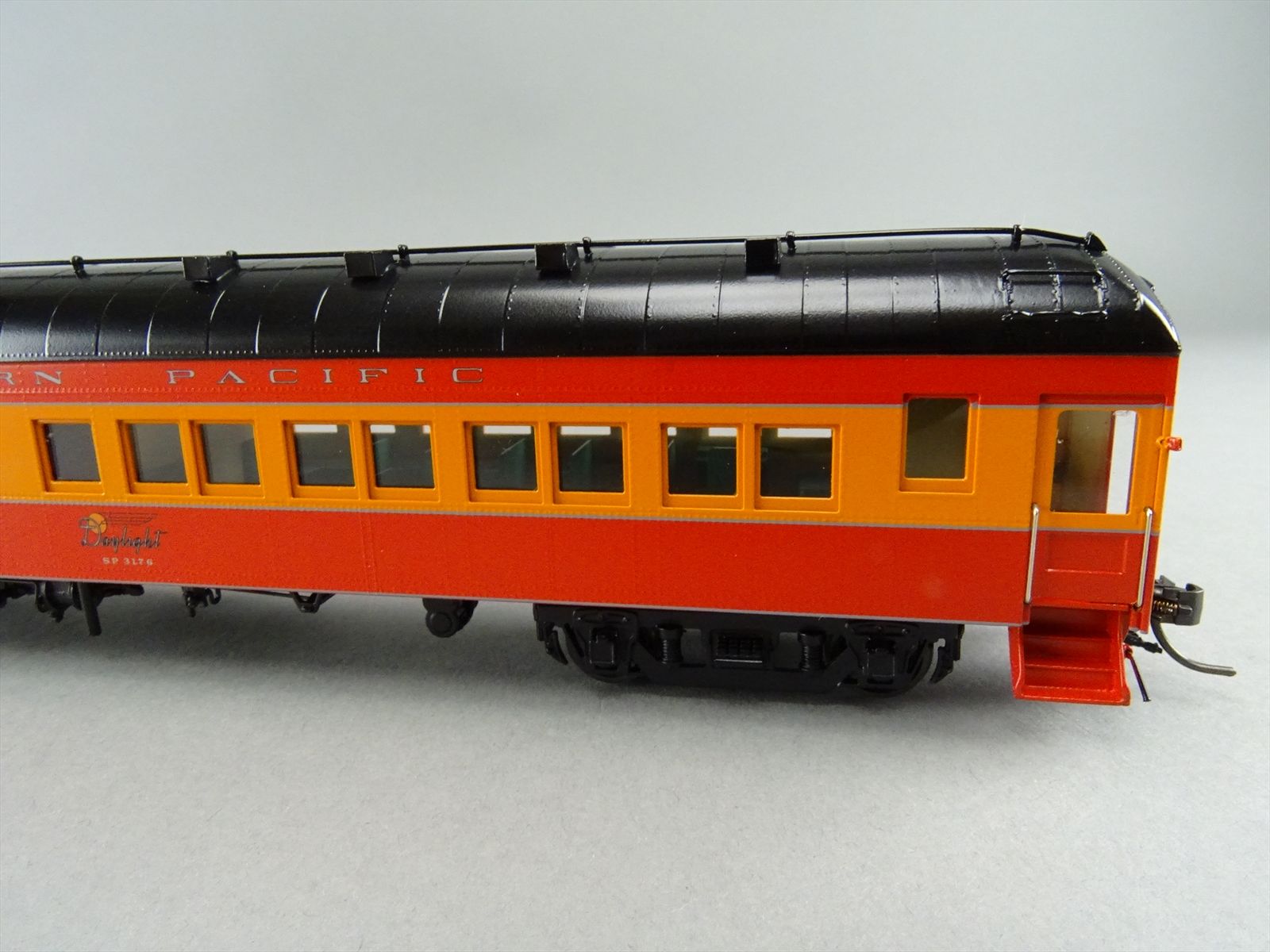 HO Brass Model - TCY 1136 SP Southern Pacific Sacramento Daylight Coach ...