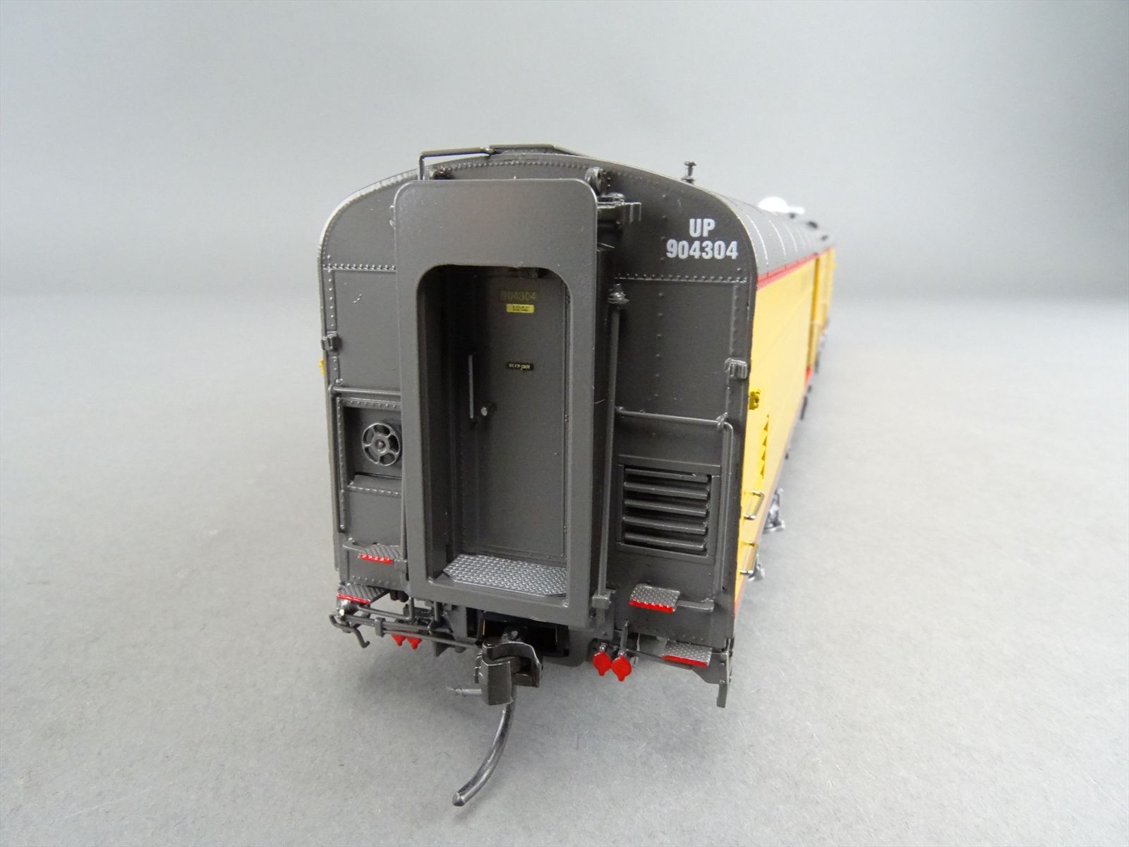 HO Brass Model - OMI #3443.1 UP Union Pacific Art Lockman Tool Car #904304 - F/P