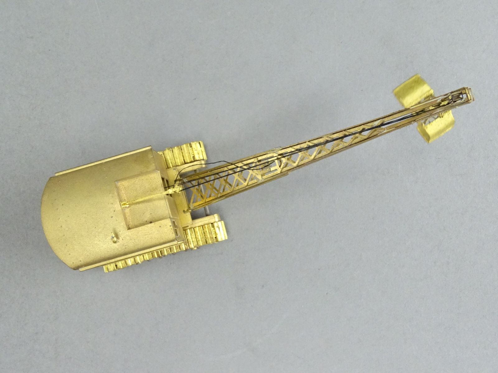 HO Brass Model - OMI 1350 - AH Gopher Crane Mounted On Treads - Unpainted