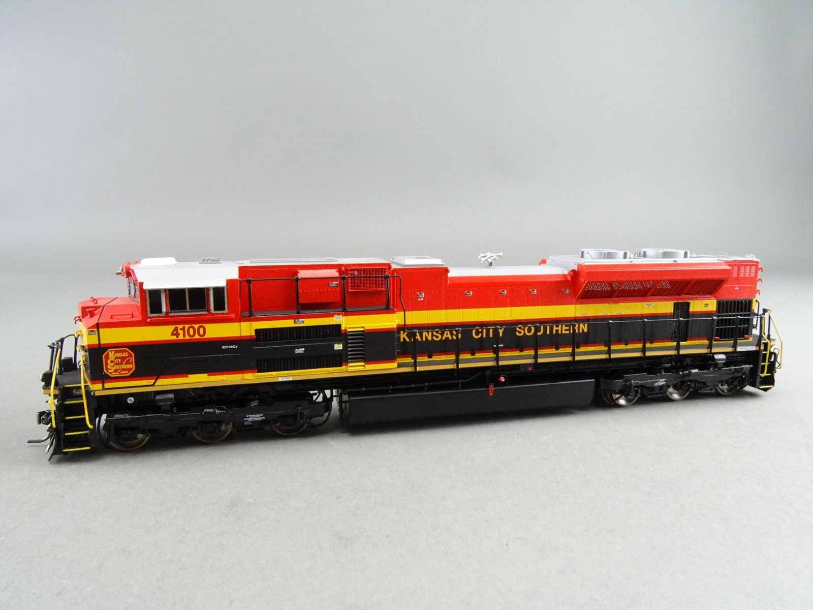 HO Brass Model - OMI AA-1603-1 KCS Kansas City Southern SD70ACe ...