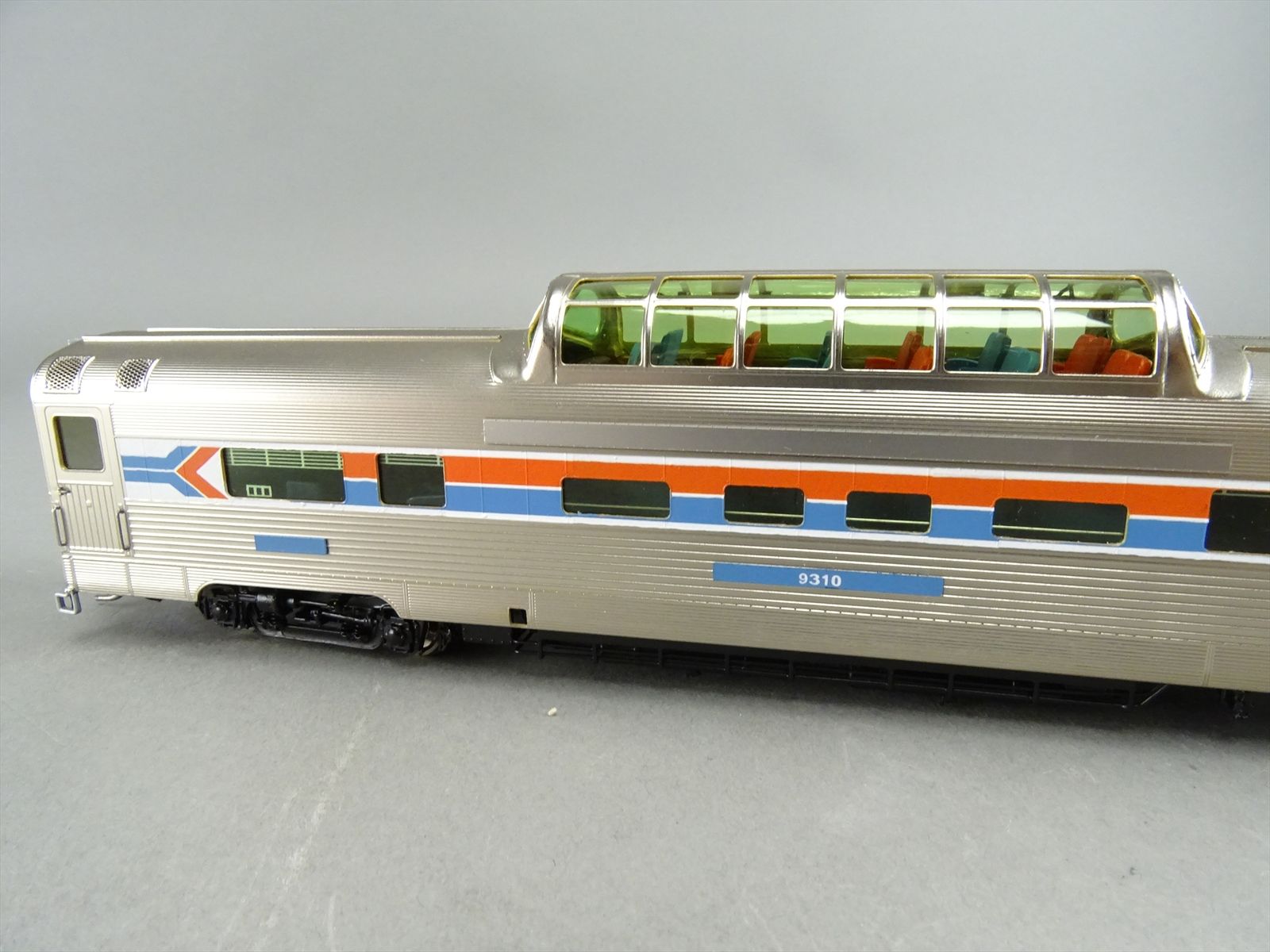 HO Brass Model - UTI 1155-3 Amtrak Observation Parlor Dome Car #9310 ...