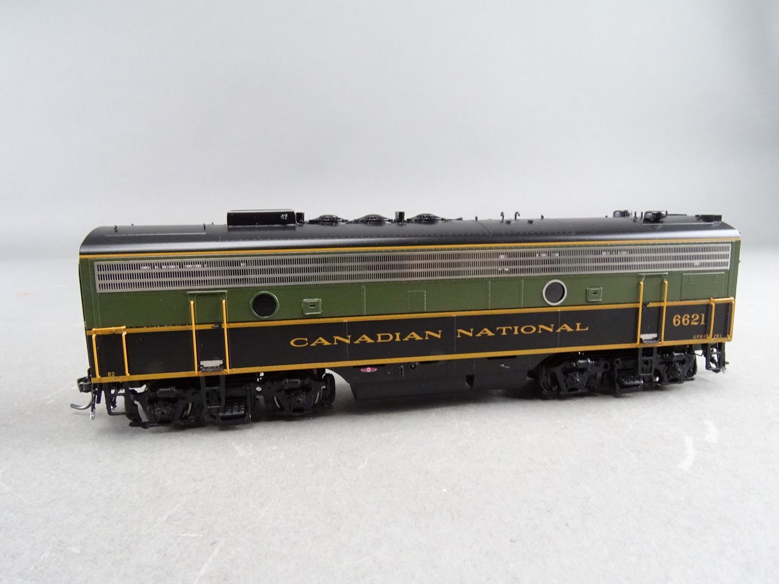 HO Brass Model - DP 2090B CN Canadian National F9 F9B Green / Yellow ...