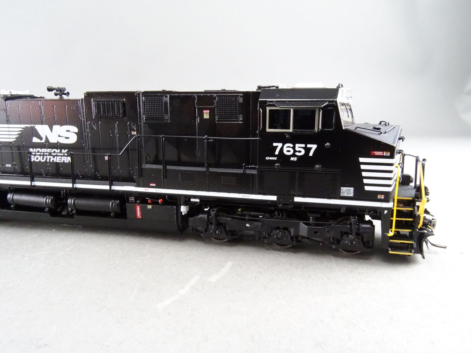 HO Brass Model Train - OMI AA-1402-1 NS Norfolk Southern ES40DC Diesel #7657 - 2011 Run - F/P