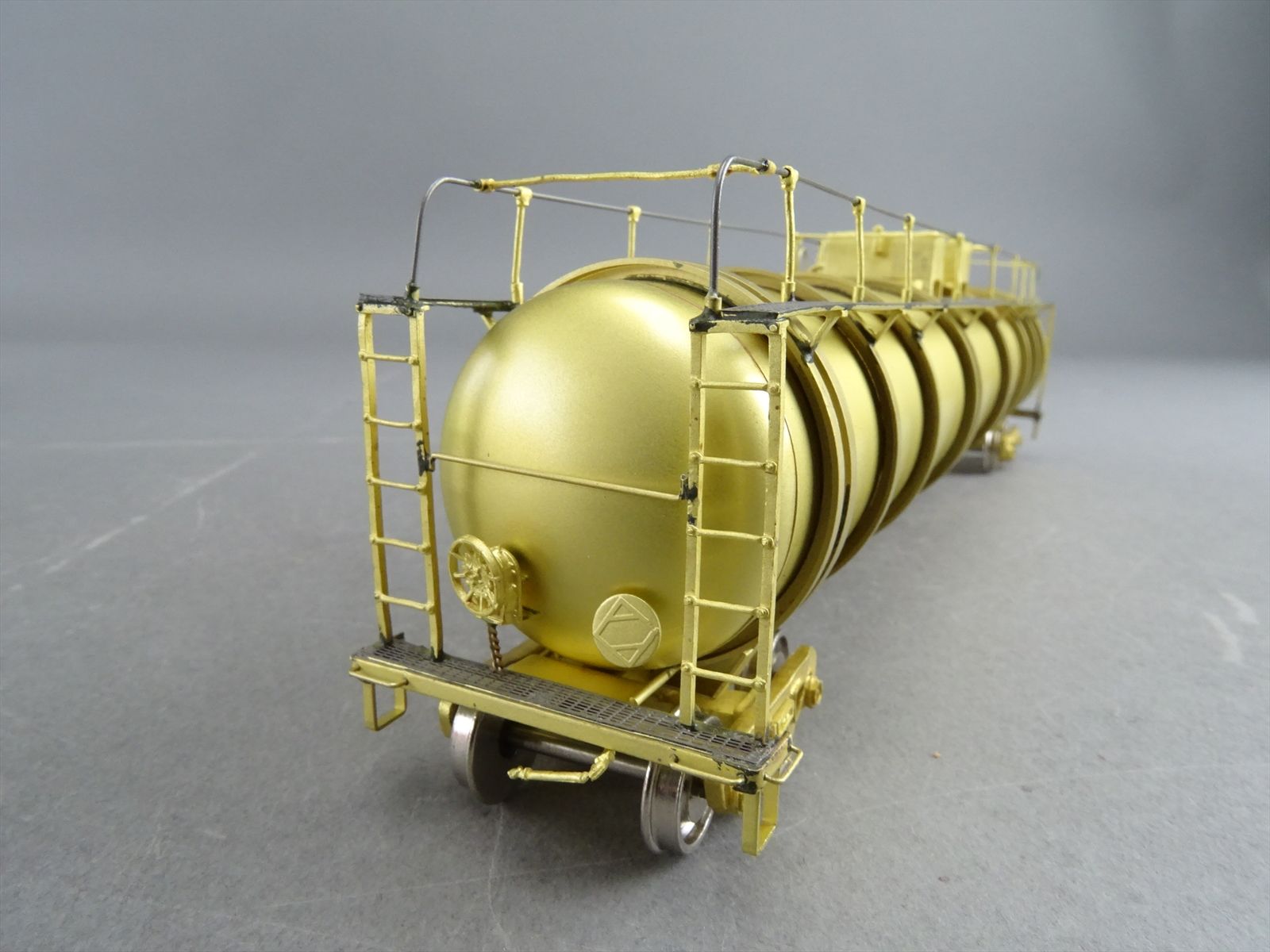 HO Brass Model - OMI 3029 61' Liquid Air Tank Car 15000 Gallon ...