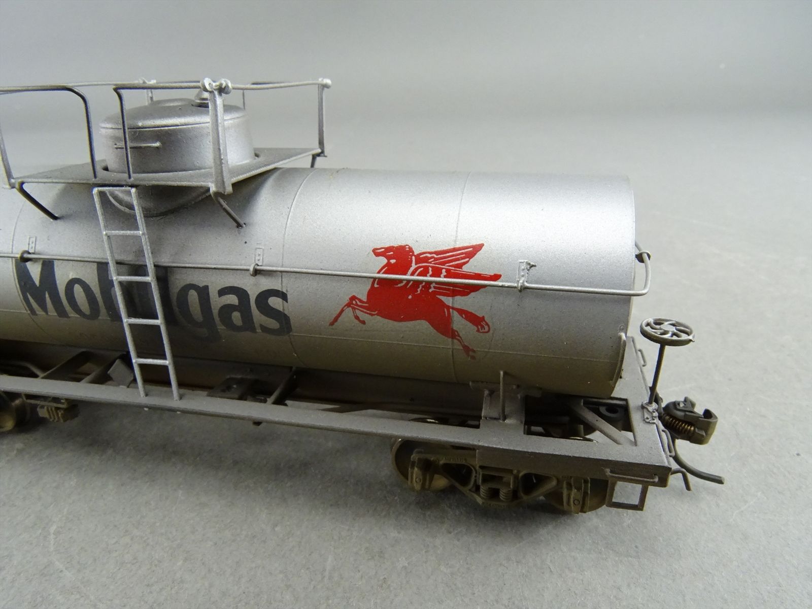 HO Brass Model - PSC 15666 10,000 Gallon Tank Car - Mobilgas SOVX ...