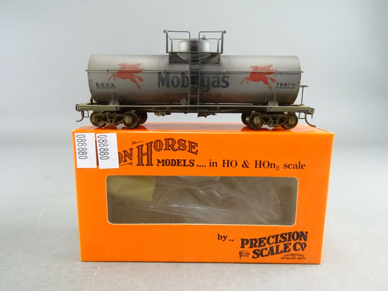 HO Brass Model - PSC 15666 10,000 Gallon Tank Car - Mobilgas SOVX ...