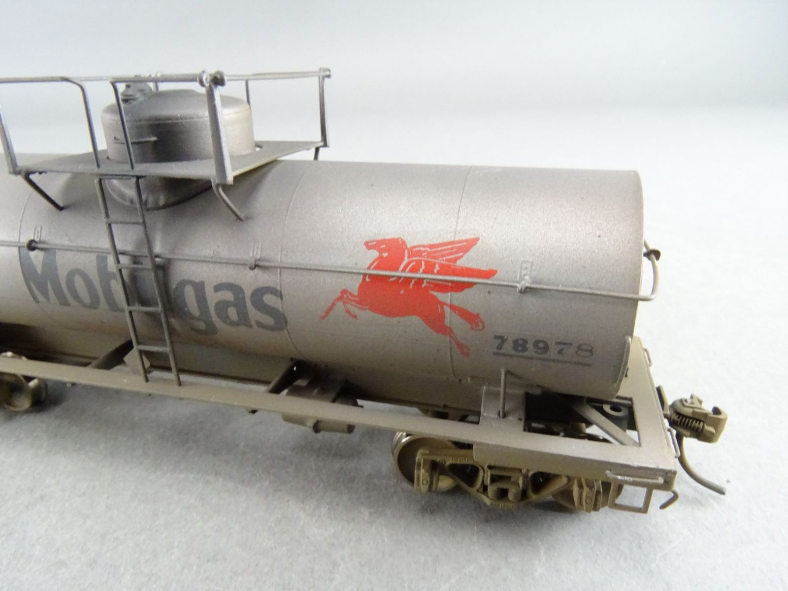 HO Brass Model - PSC 15666 10,000 Gallon Tank Car - Mobilgas SOVX ...