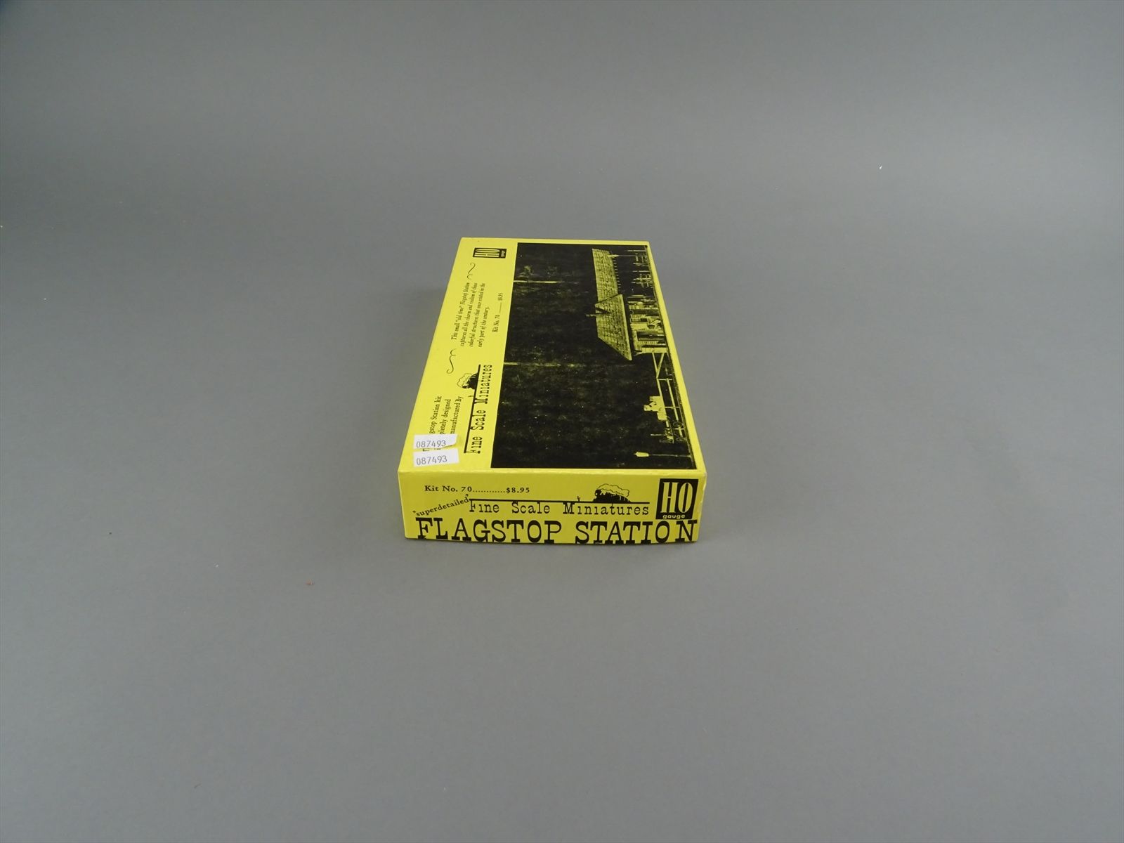 FSM Fine Scale Miniatures Kit #70 Flagstop Station