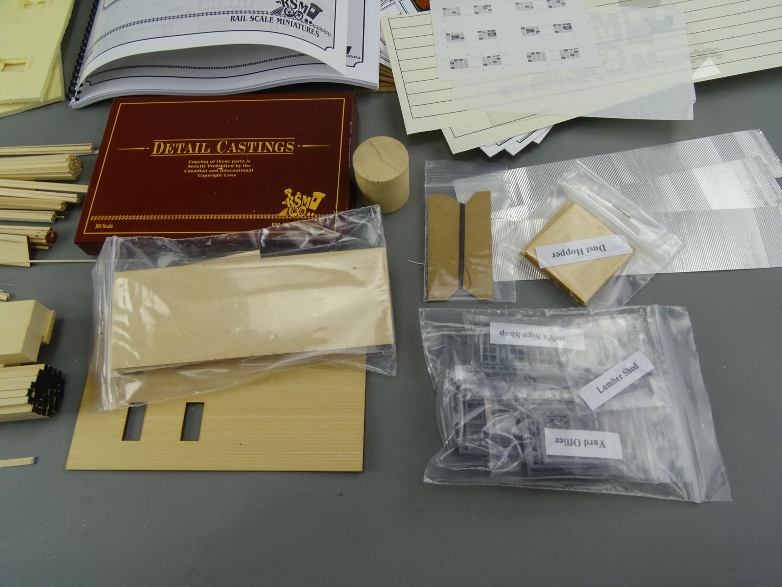 HO Craftsman Kit - RSM Rail Scale Miniatures #004 - Vogue Furniture ...