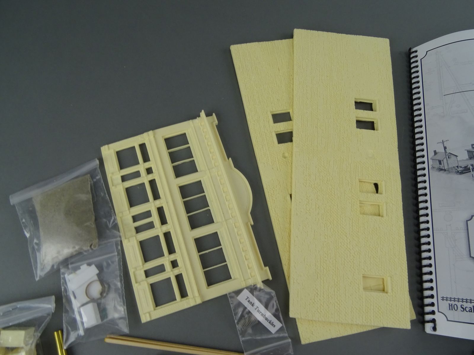 HO Craftsman Kit - RSM Rail Scale Miniatures #004 - Vogue Furniture ...