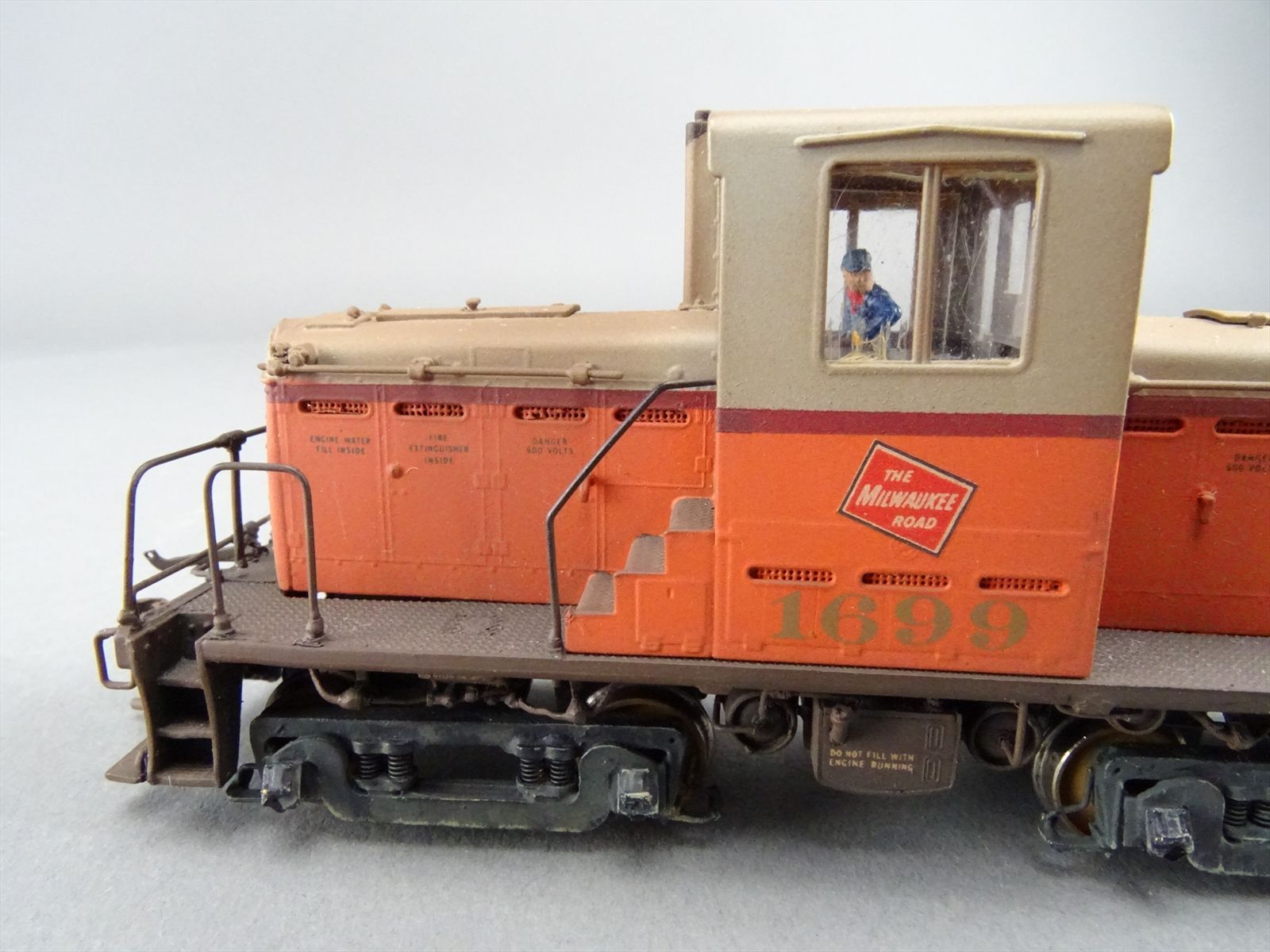 HO Brass Model - OMI 1977 Milwaukee Road Whitcomb Switcher #1699 ...