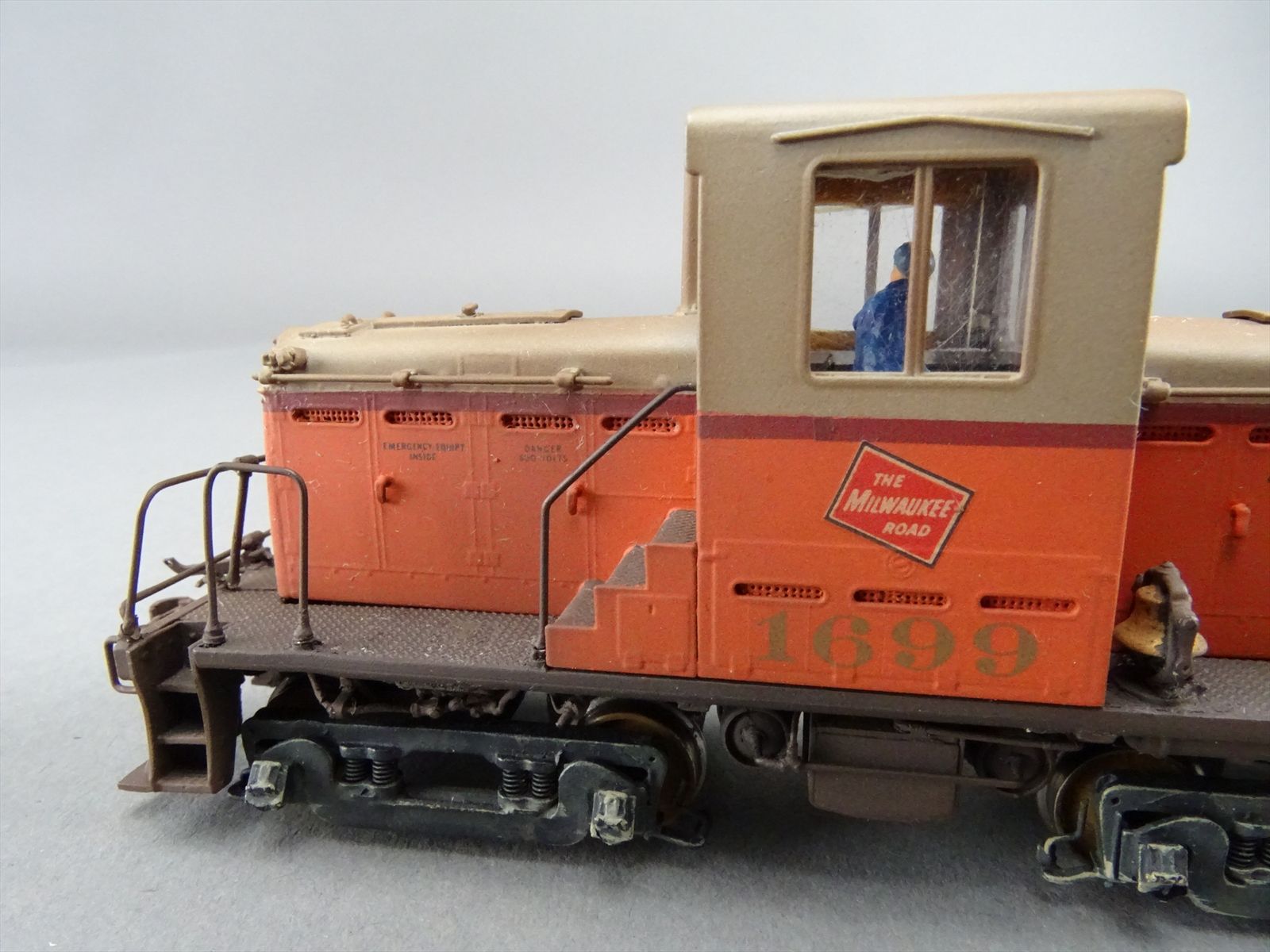 HO Brass Model - OMI 1977 Milwaukee Road Whitcomb Switcher #1699 ...
