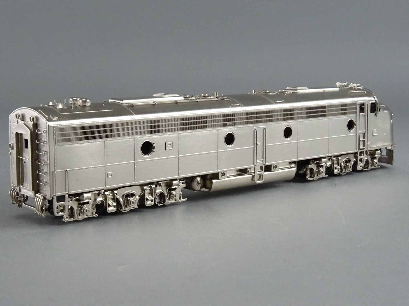 HO Brass Model - Oriental CB&Q Burlington E9 E9A w/o Fuel Tank Skirt - F/Plated + Unlettered