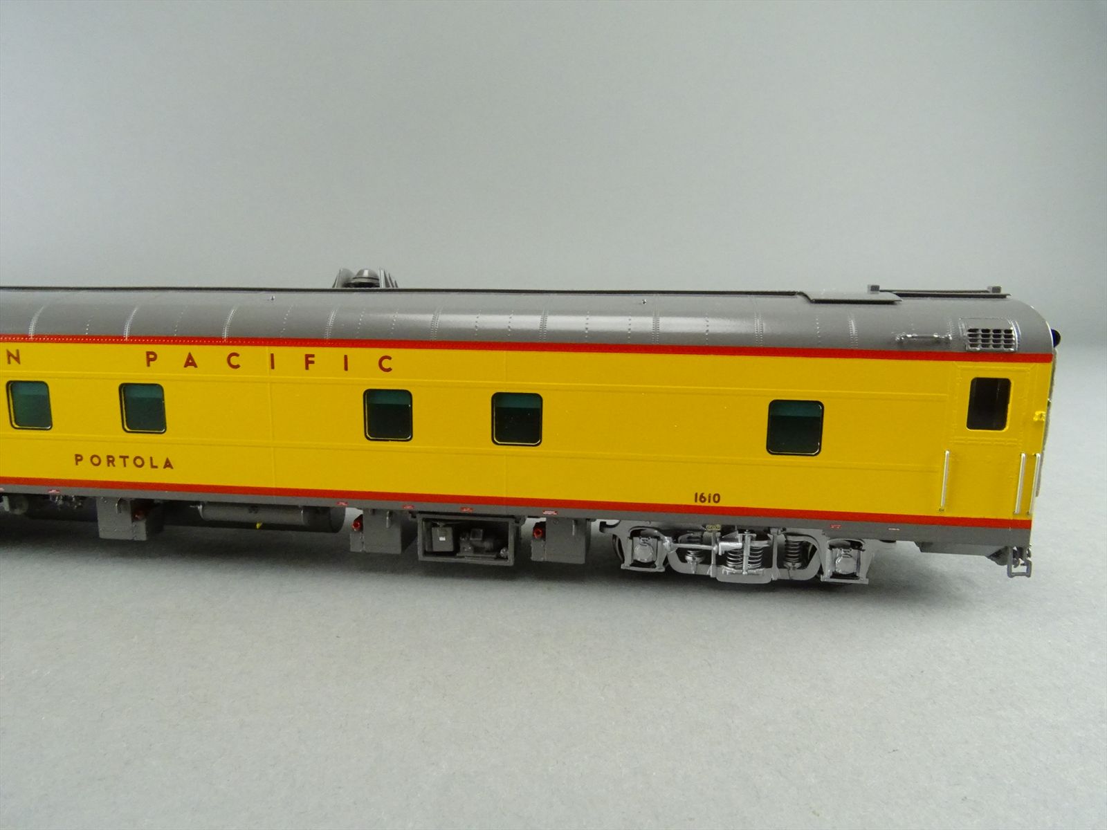 HO Brass Model - OMI 3421.1 UP Union Pacific Portola Sleeper #1610 - F ...