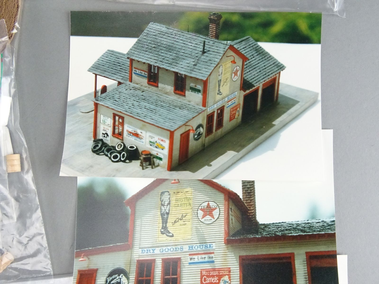 HO Scale Micro-Scale Models Craftsman Kit #127 - Texaco Gas Station