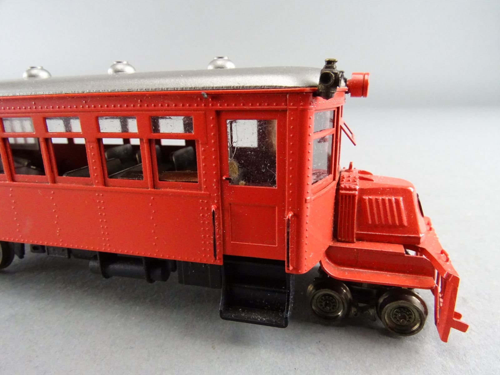 HO Brass Model - Lambert Mack Rail Bus - F/P Red / Silver - Interior