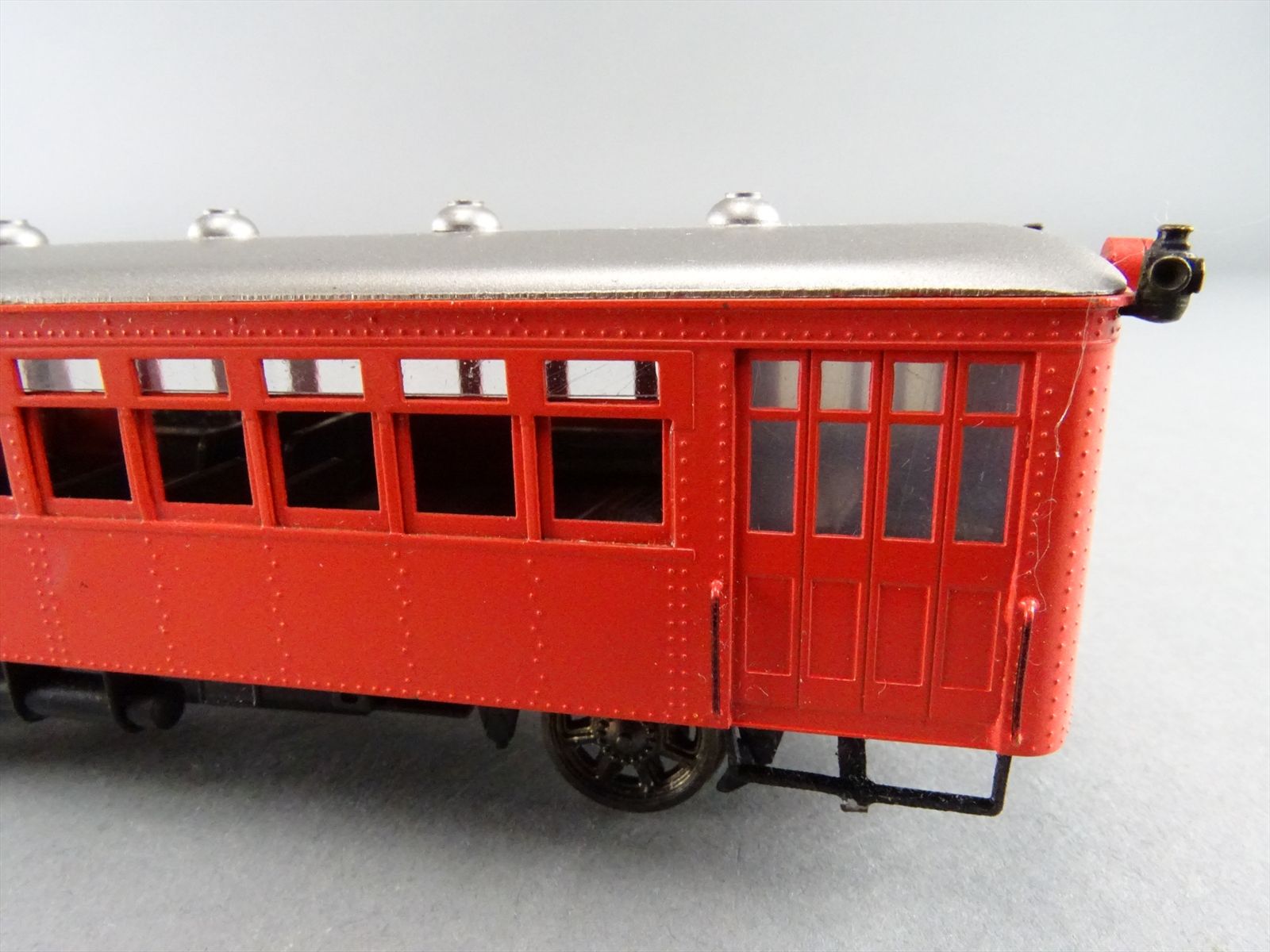 HO Brass Model - Lambert Mack Rail Bus - F/P Red / Silver - Interior