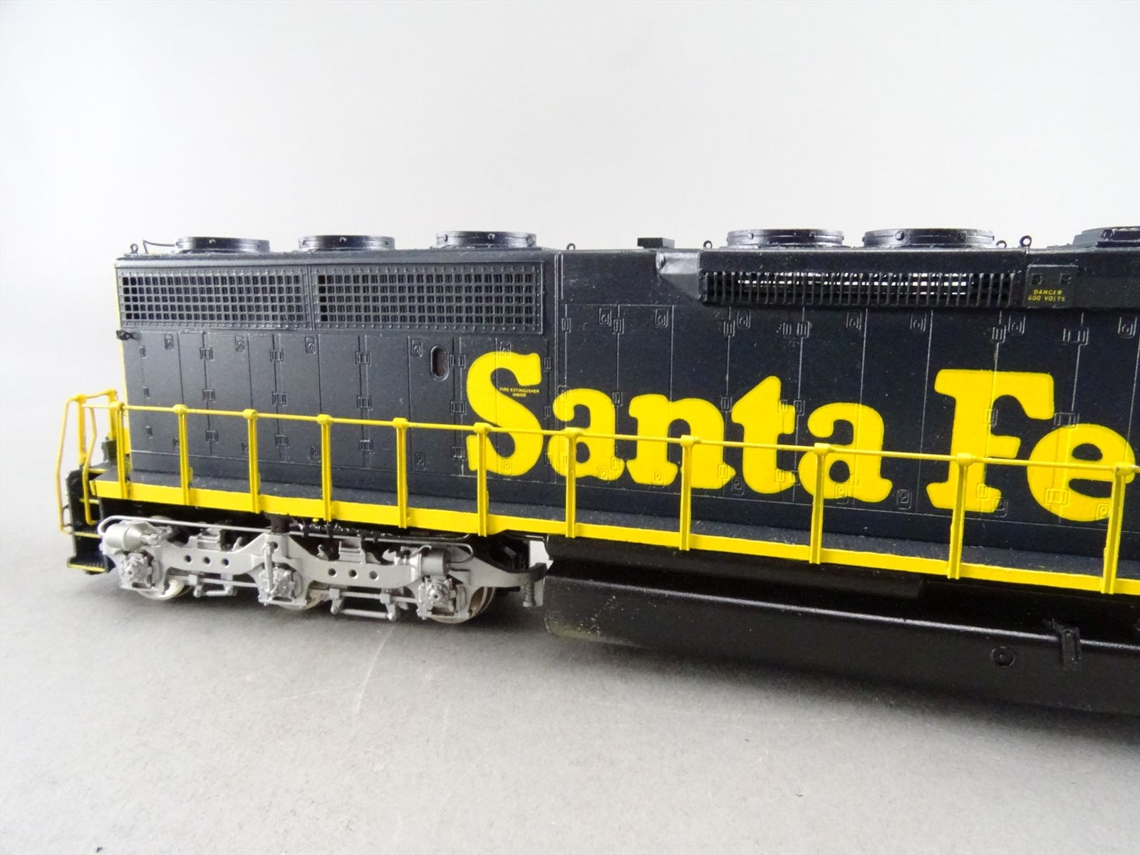 HO Brass Model - OMI 5773 AT&SF Santa Fe SD45-2 #5637 w/o Anti-Climber ...