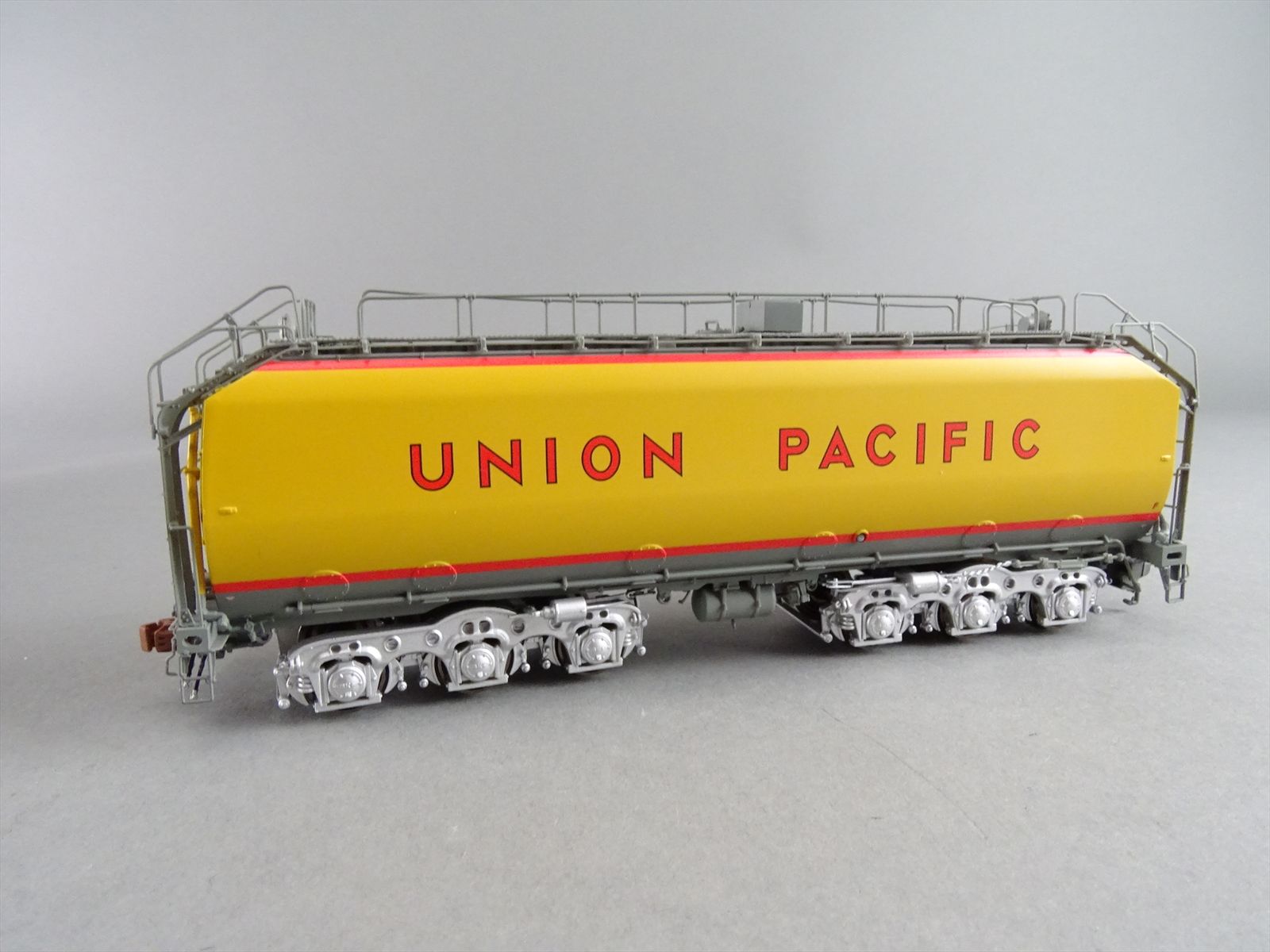 HO Plastic Model - Scale Trains SXT30017 UP Union Pacific Early Water ...