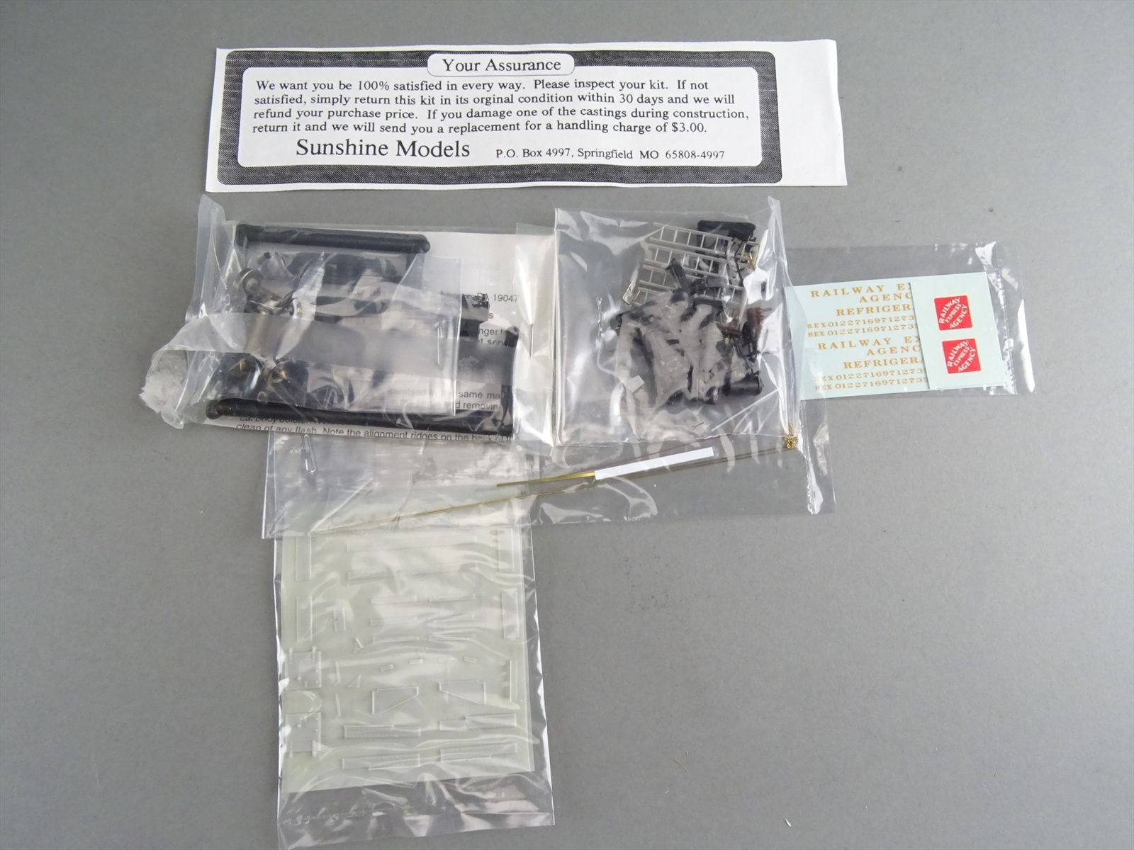 HO Model Freight Car - Sunshine Models Kit #27.2 - REA Railway Express ...
