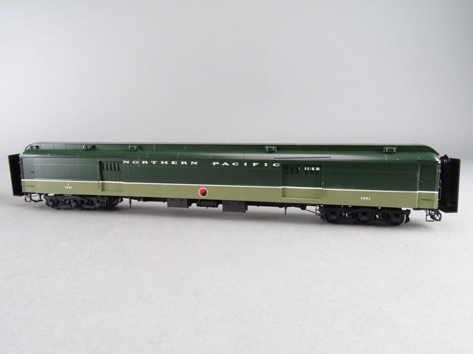 HO Brass Model - W&R NP Northern Pacific Water Baggage Car #1651 Loewy ...