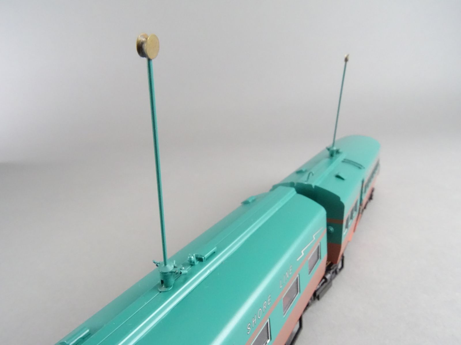 HO Scale Con-Cor 01-008719 North Shore Electroliner Powered 4-Car ...