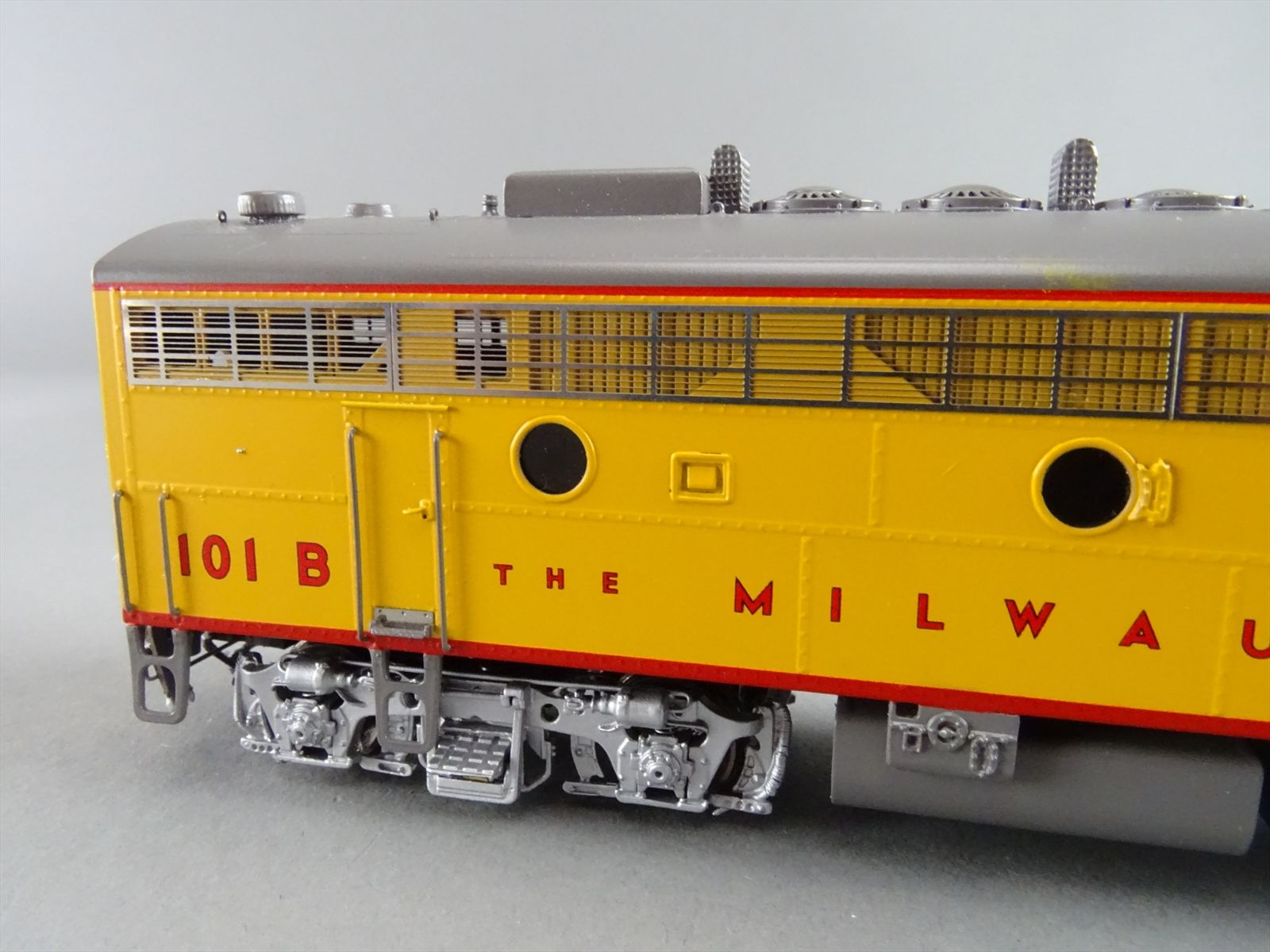 HO Brass Model - DP 2096BU Milwaukee Road F7 F7B #101B - F/P - Ajin - DCC