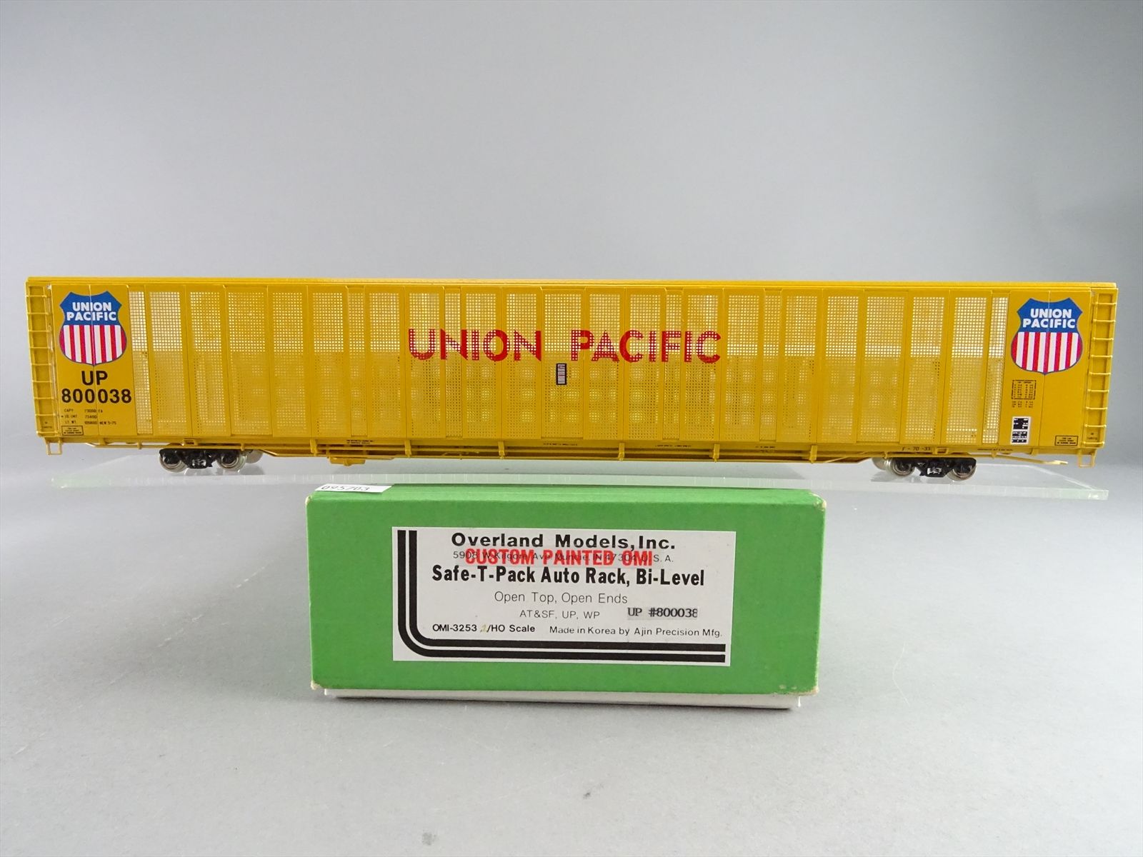 HO Brass Model - OMI 3253.2 UP Union Pacific Safe-T-Pack Bi-Level Auto ...