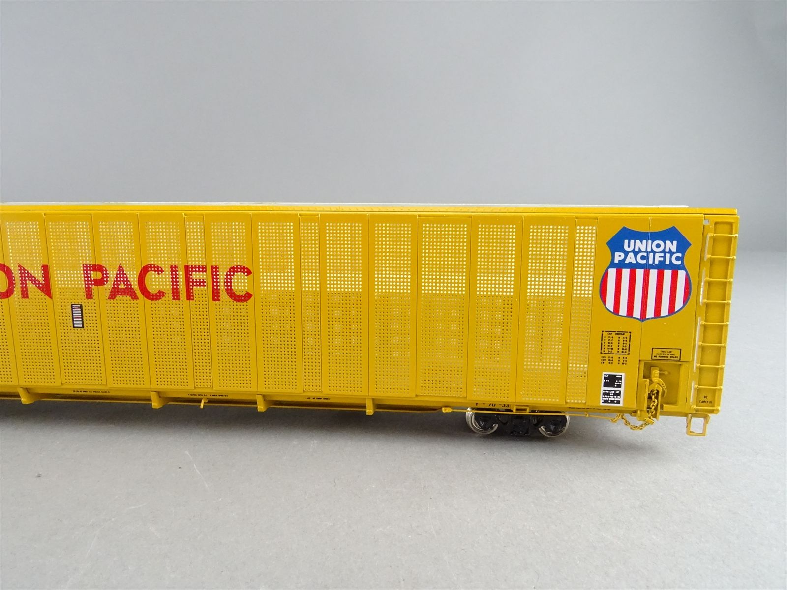HO Brass Model - OMI 3253.2 UP Union Pacific Safe-T-Pack Bi-Level Auto ...