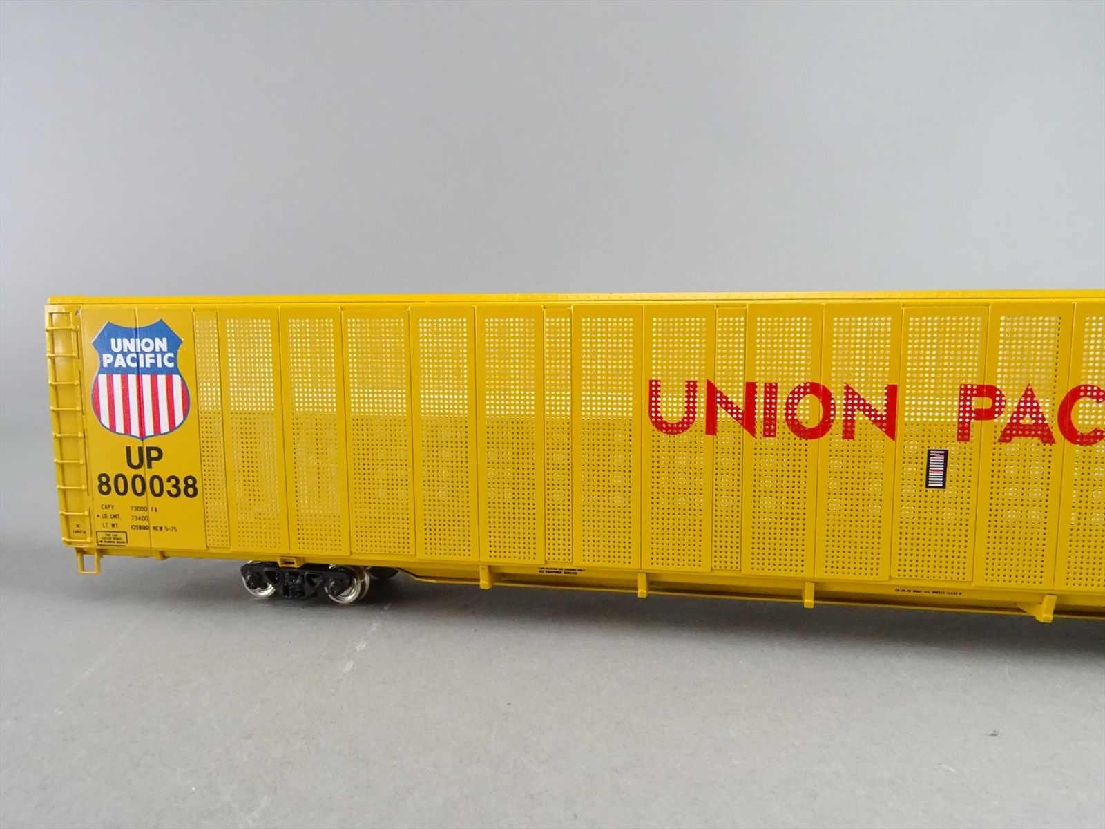 HO Brass Model - OMI 3253.2 UP Union Pacific Safe-T-Pack Bi-Level Auto ...
