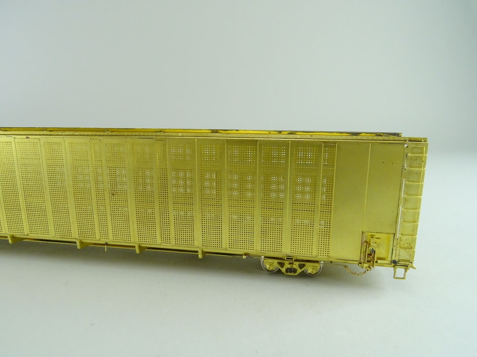 HO Brass Model - OMI 3252 Safe-T-Pack Auto Rack Tri-Level Open Top Open ...