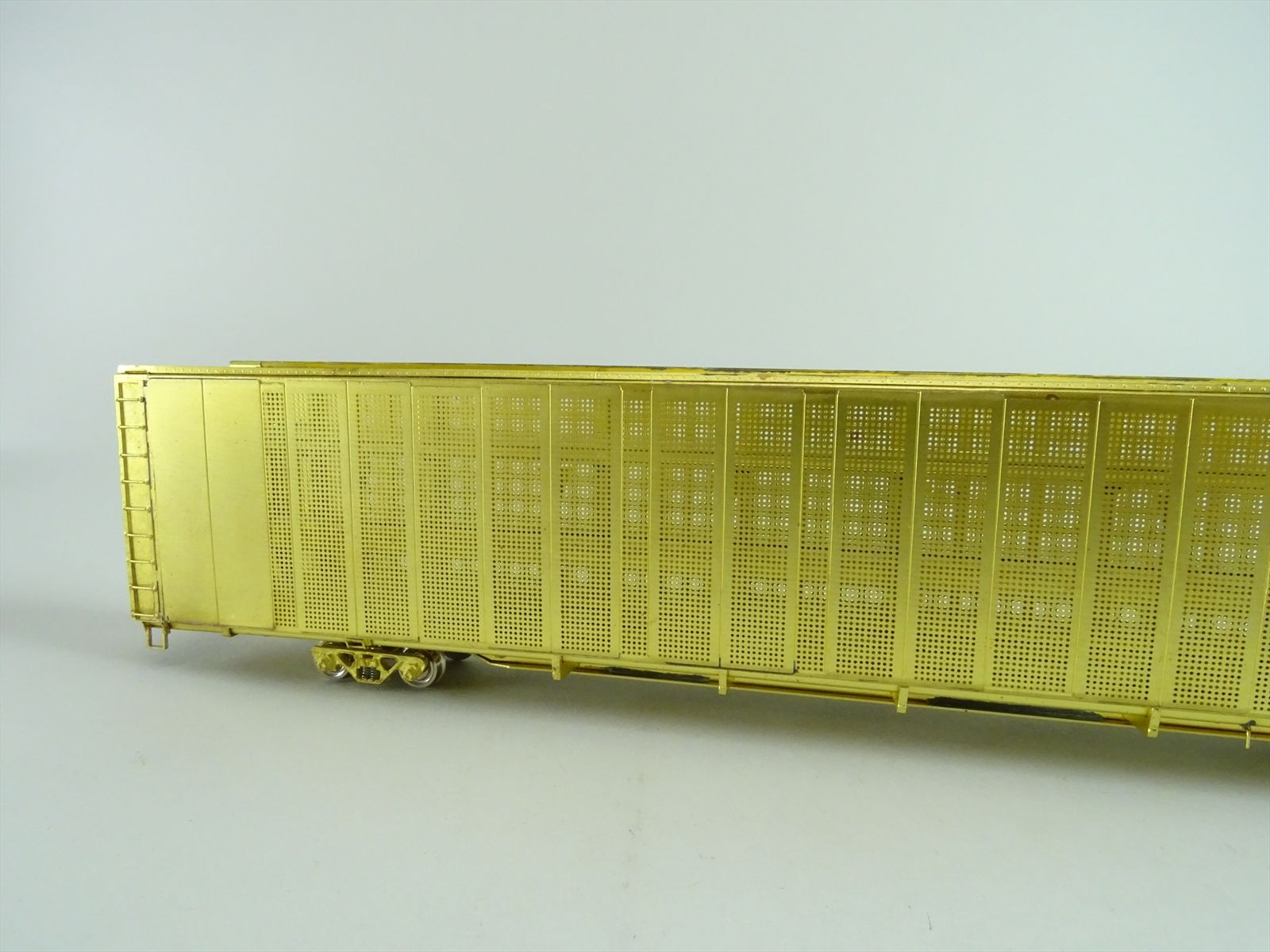 HO Brass Model - OMI 3252 Safe-T-Pack Auto Rack Tri-Level Open Top Open ...