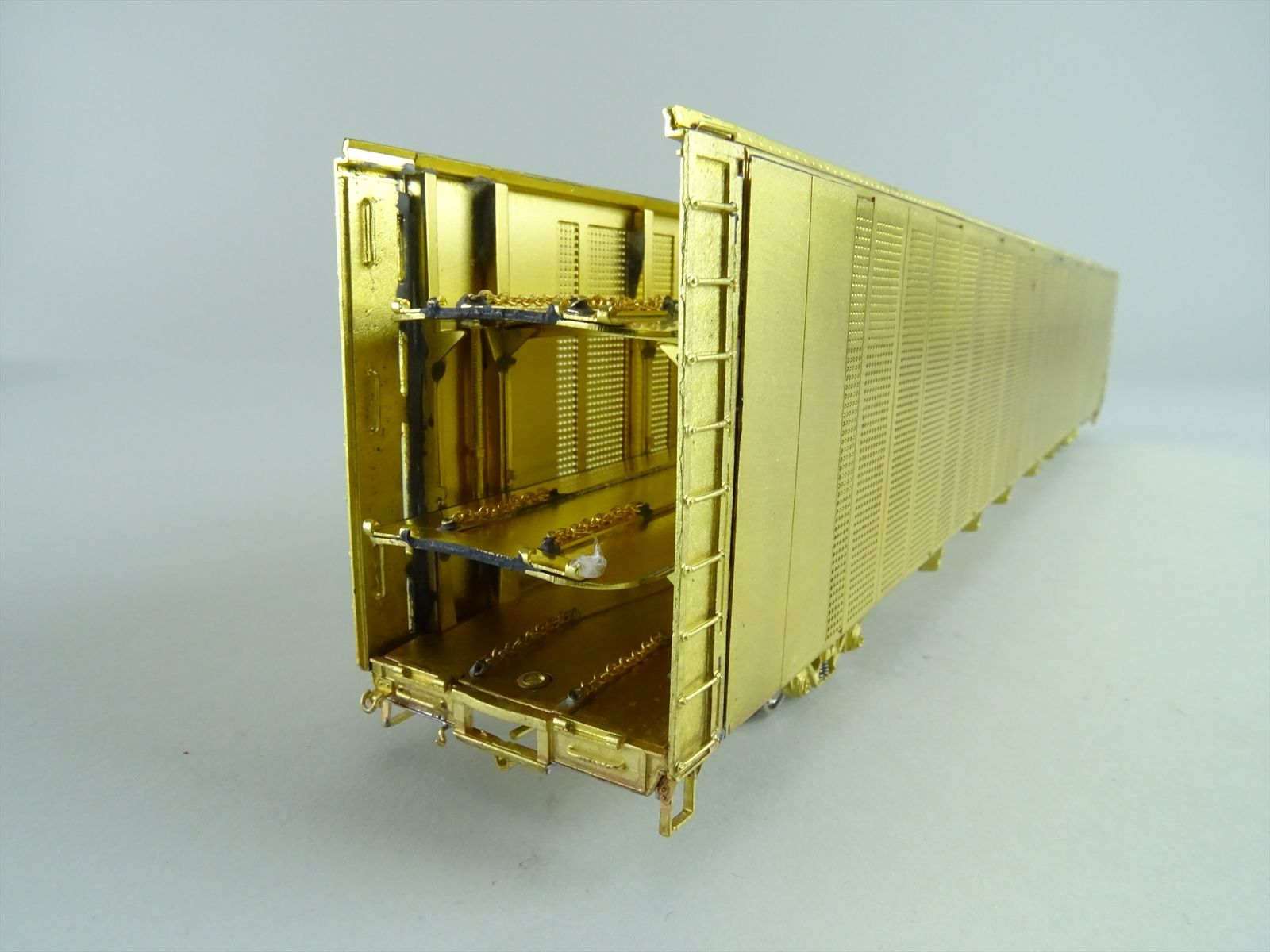 HO Brass Model - OMI 3252 Safe-T-Pack Auto Rack Tri-Level Open Top Open ...