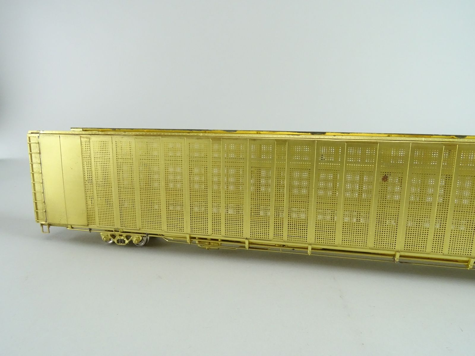 HO Brass Model - OMI 3252 Safe-T-Pack Auto Rack Tri-Level Open Top Open ...