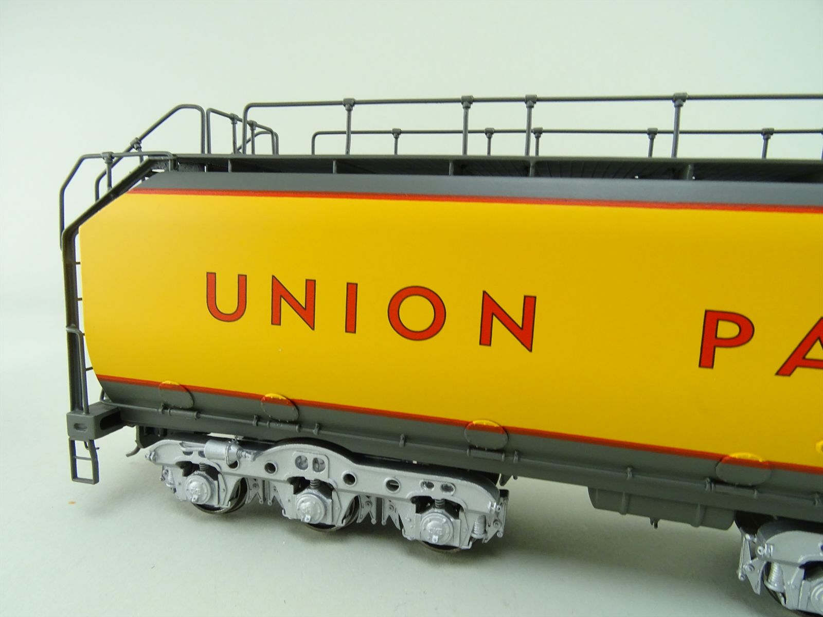 O Scale 2-Rail Brass Model - Sunset 3rd Rail UP Auxiliary Water Tender ...