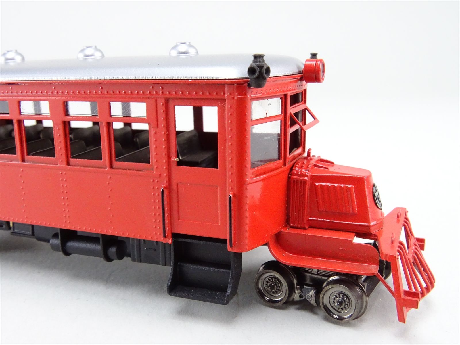 HO Brass Model - Lambert Mack Rail Bus - F/P Red / Silver - Interior