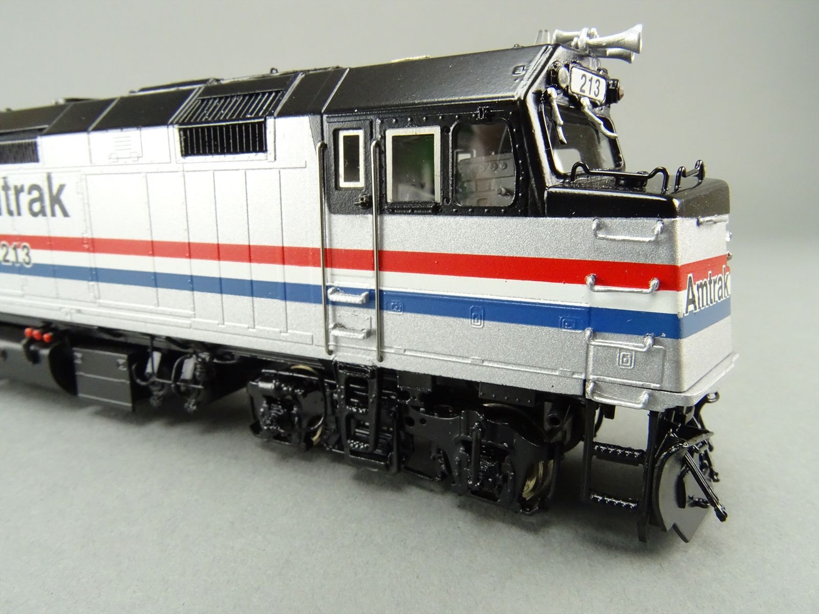 HO Brass Model - OMI 5889.2 Overland Amtrak F40PH Phase 1 Diesel #213 ...