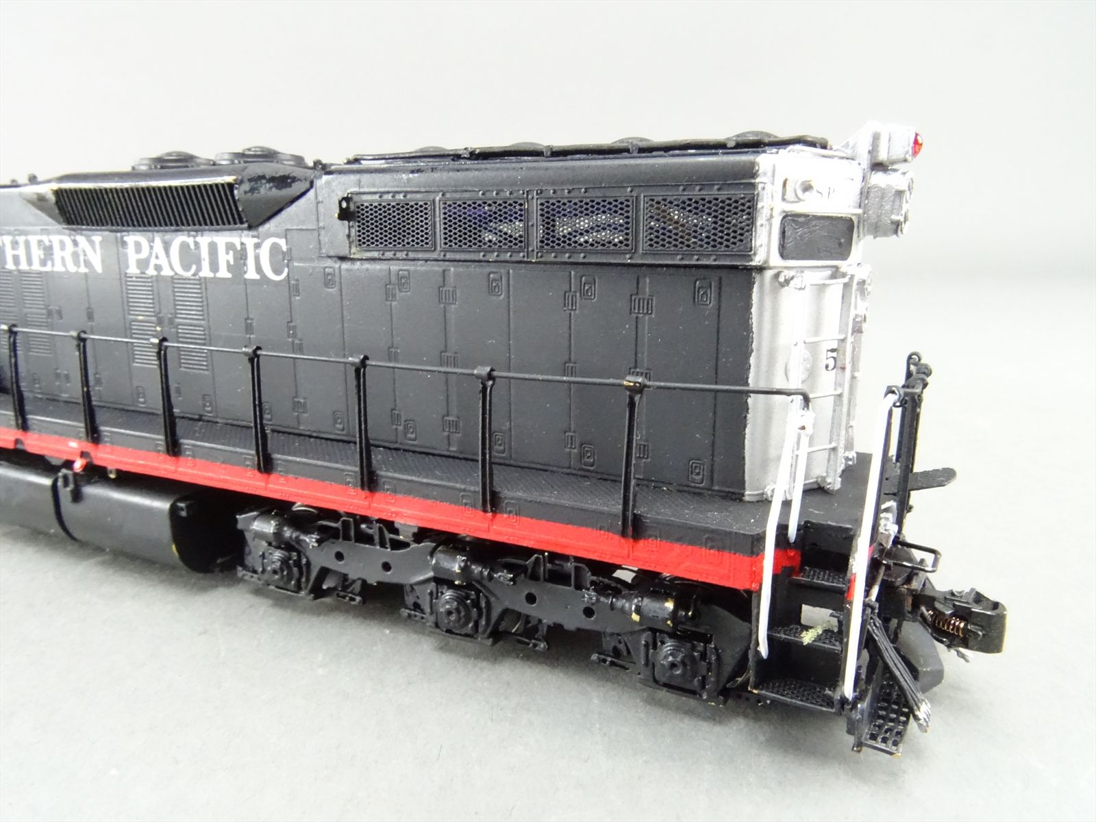 HO Brass Model - OMI 5182 SP Southern Pacific SD9 Black Widow #5405 - Fair Custom + DCC ONLY ...