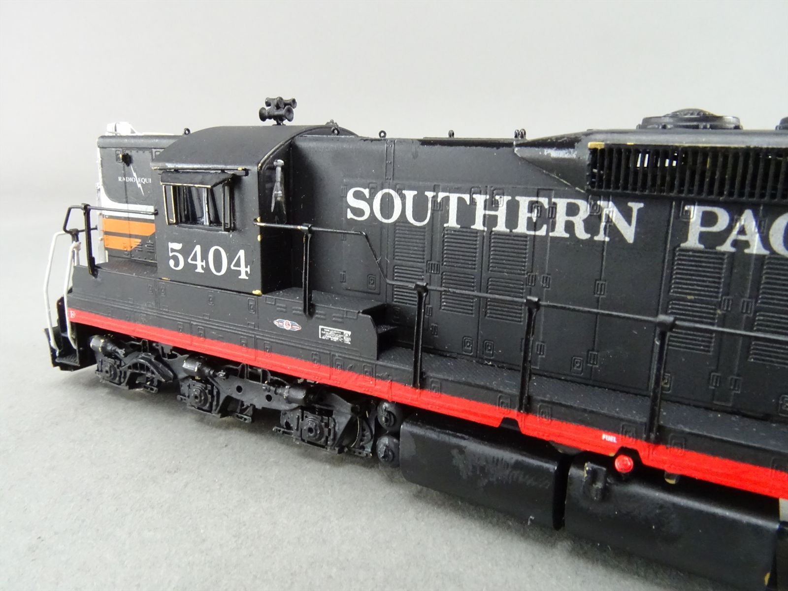 HO Brass Model - OMI 5182 SP Southern Pacific SD9 Black Widow #5405 - Fair Custom + DCC ONLY ...