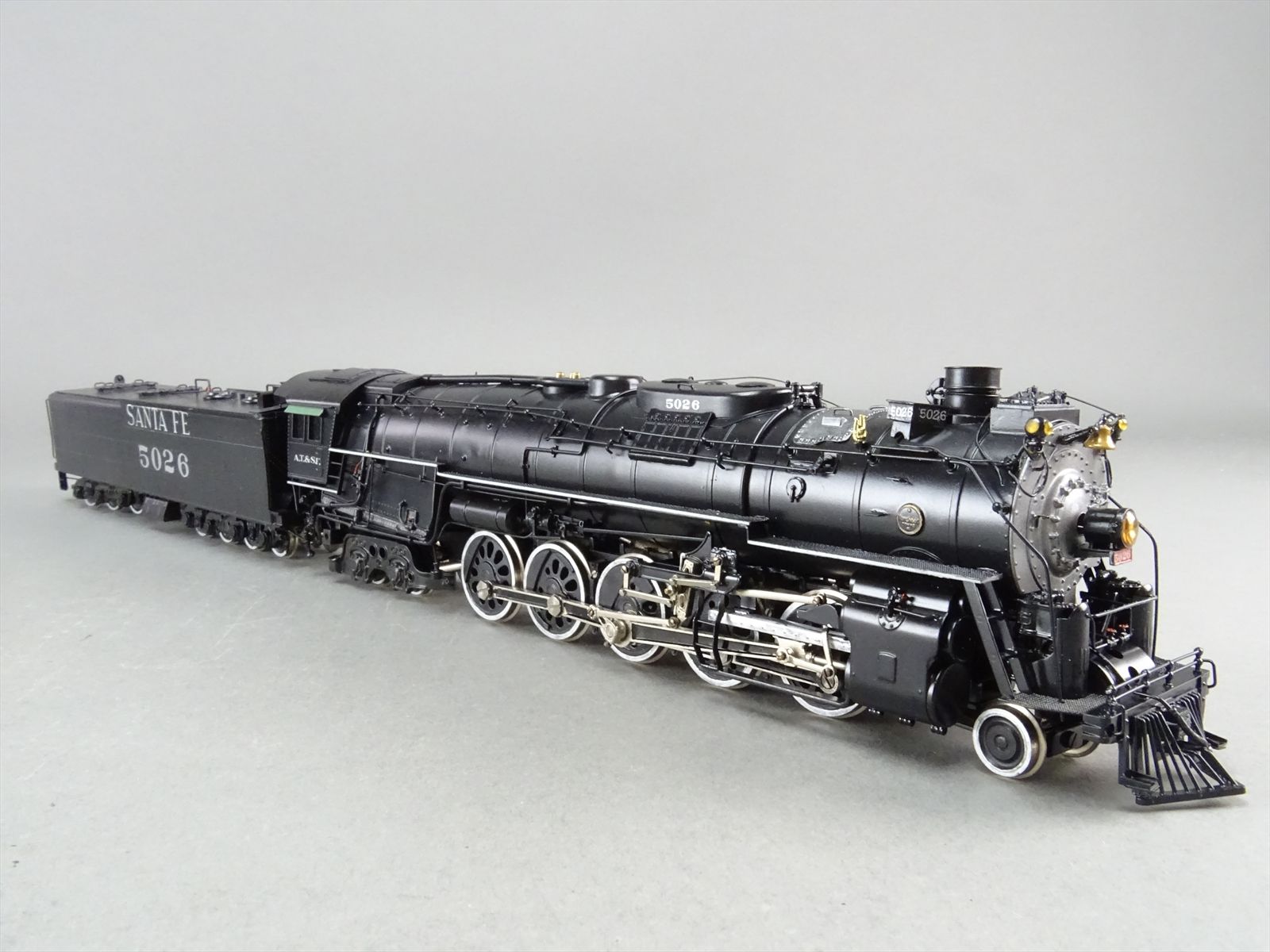 HO Brass Model Train - PFM Tenshodo ATSF Santa Fe 2-10-4 #5011 Texas ...