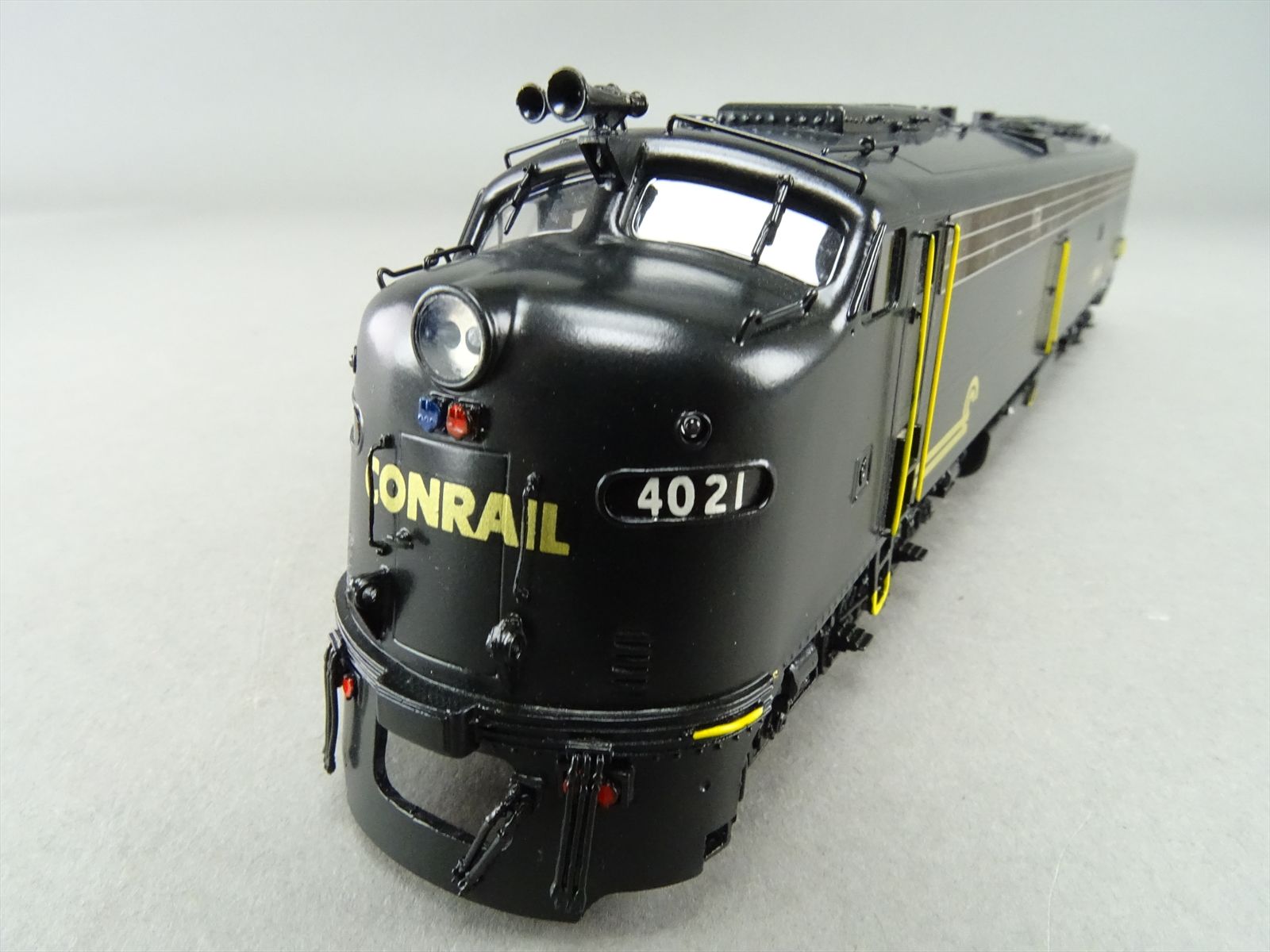 HO Brass Model - OMI 6226.1 CR Conrail E8 E8A Executive A-A-A Set #4020 ...