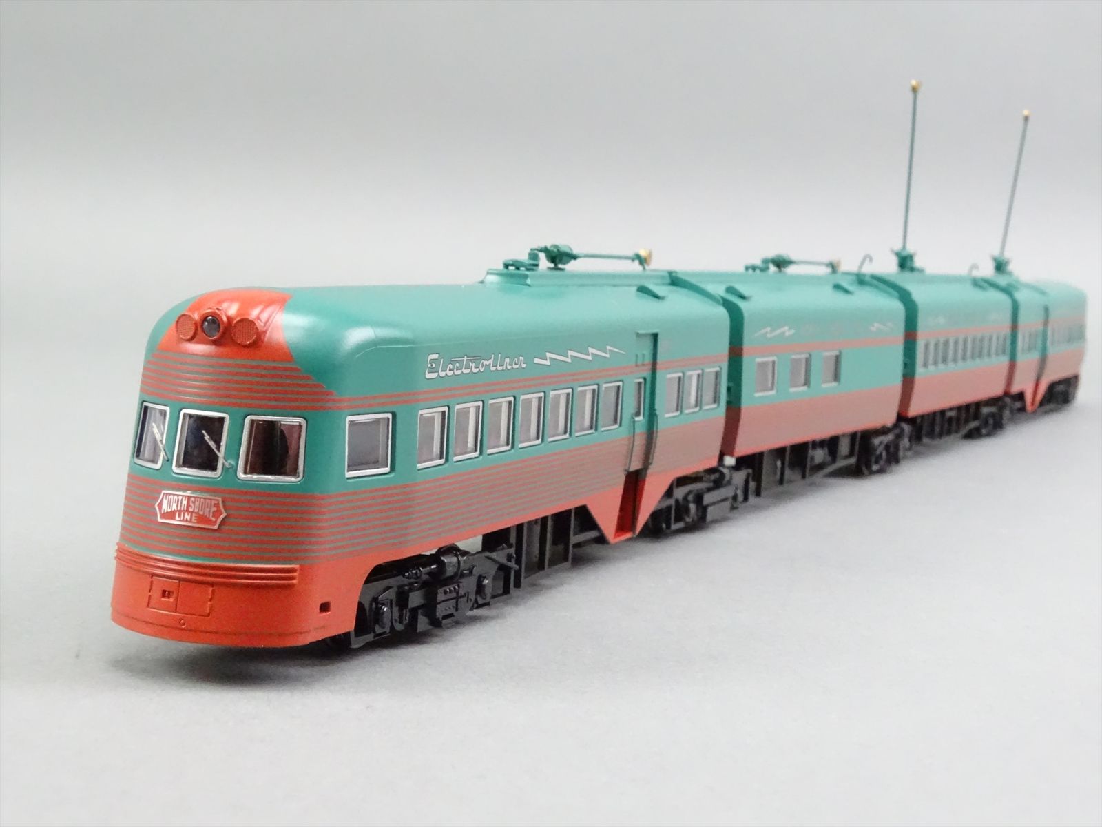 HO Plastic Model Con-Cor 01-008719 North Shore Electroliner Powered 4 ...