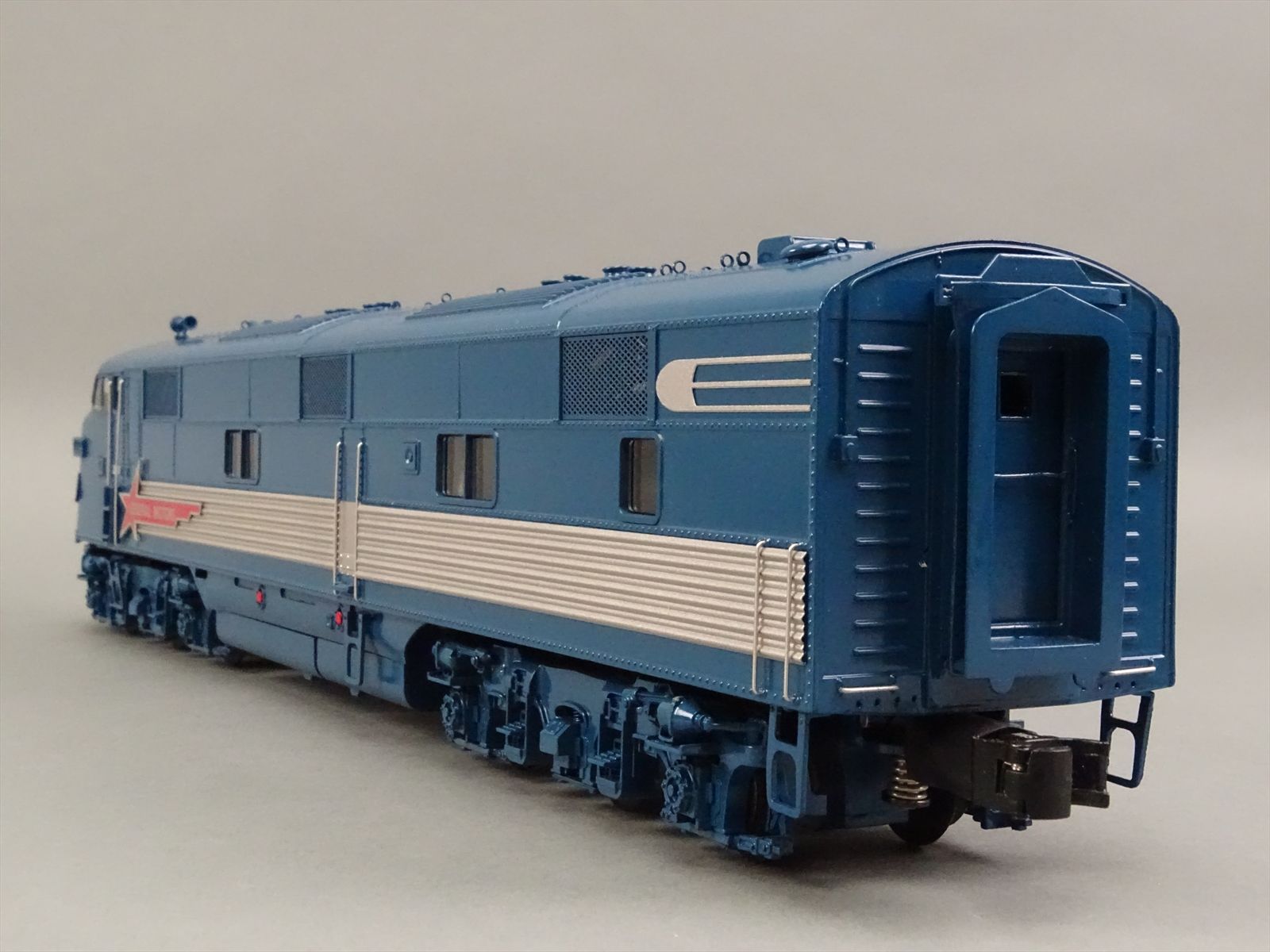 O 3-Rail Plastic Model - Sunset GM General Motors Train of Tomorrow Blue E7 E7A + 4 Passenger ...