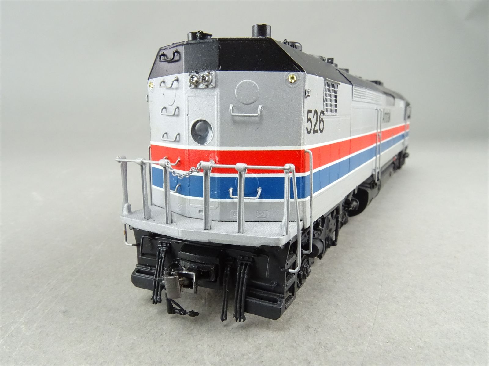 HO Brass Model - OMI 5885.2 Amtrak SDP40F Phase II Original Version ...
