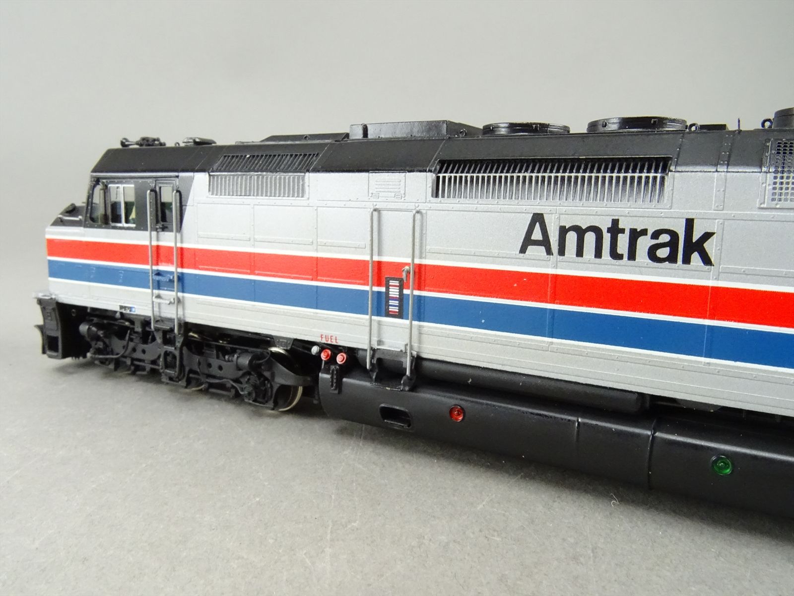 HO Brass Model - OMI 5885.2 Amtrak SDP40F Phase II Original Version ...