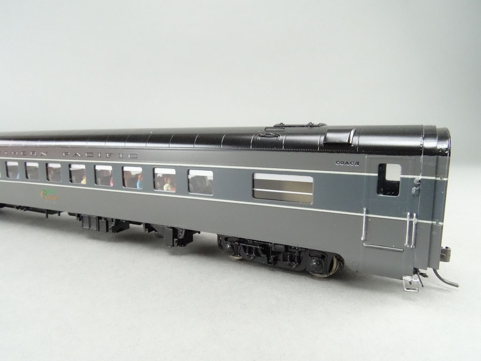 HO Brass Model - TCY 1173 SP Southern Pacific 44 Seat Coach Cascade #2376 - Pro Paint + Interior ...