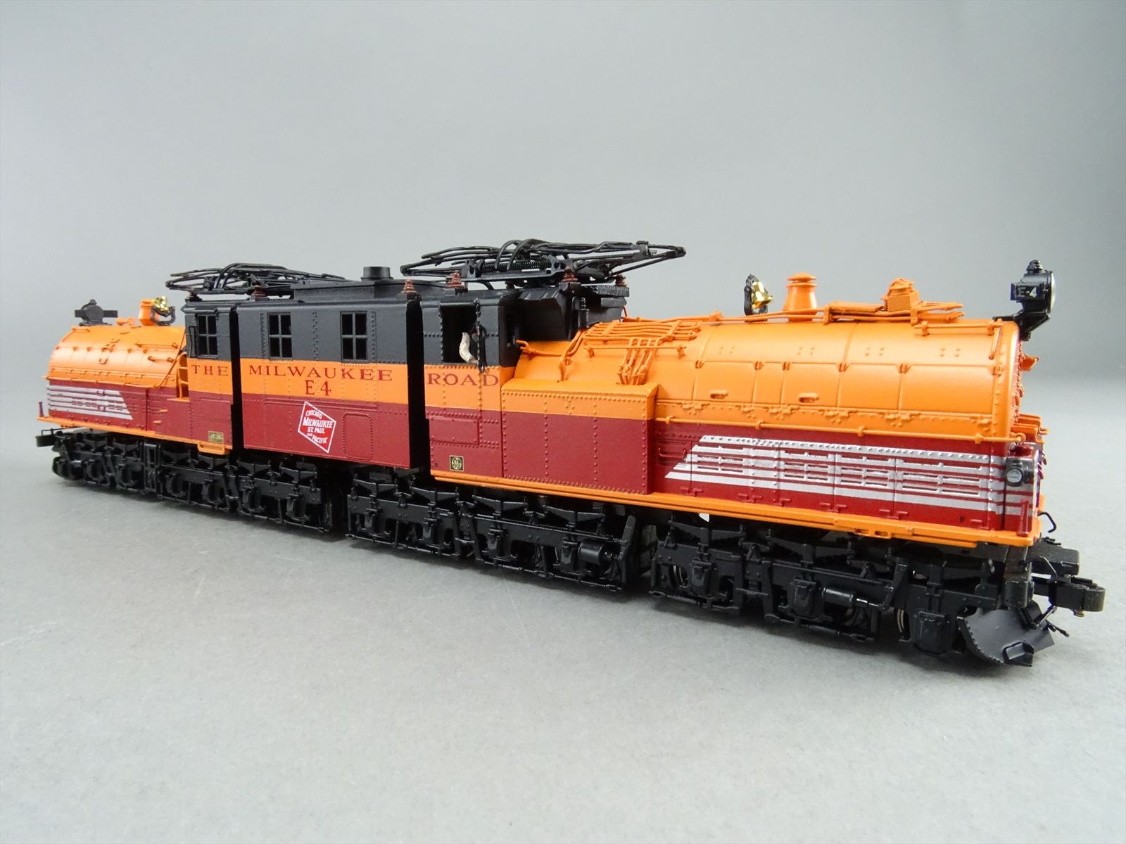 HO Scale Plastic - MTH 81-2143-1 Milwaukee Road Bi Polar Electric #E-4 ...